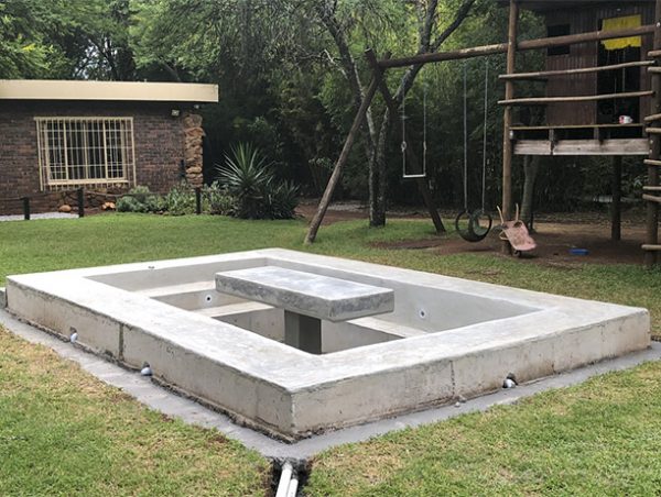 Integrated Pools - Master Raft